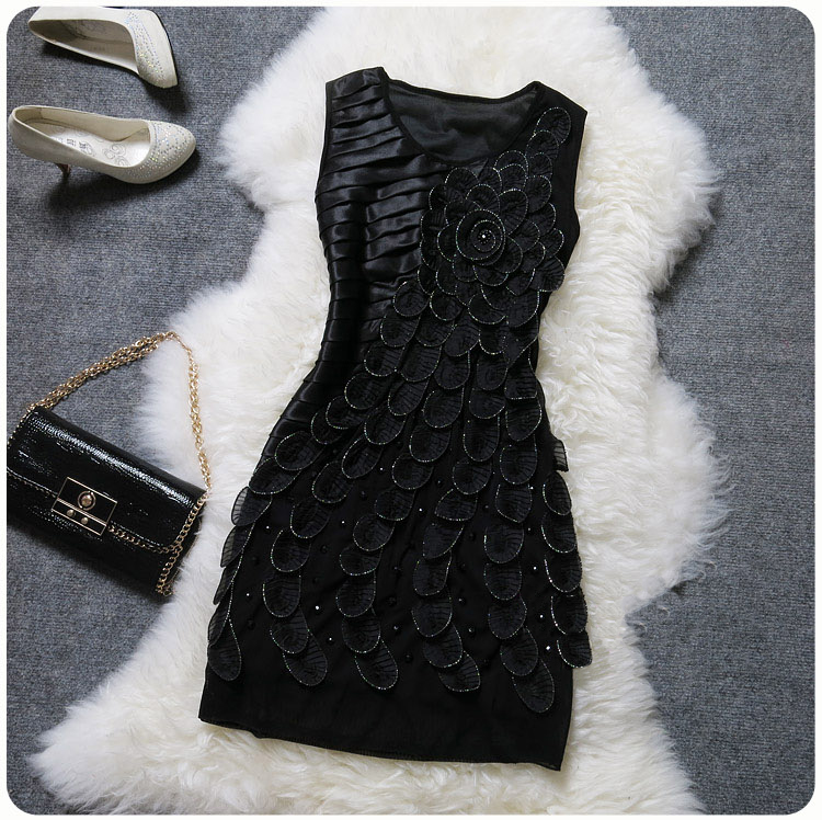 Disk Flowers Embroidered Dress on Luulla